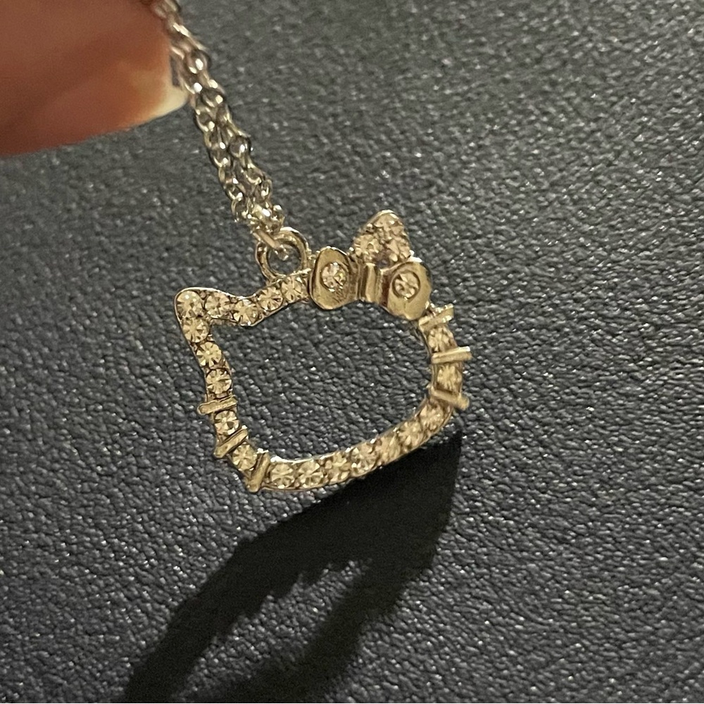 Brand New Sparkling Rhinestone Hello Kitty Pendant Ne… - Gem